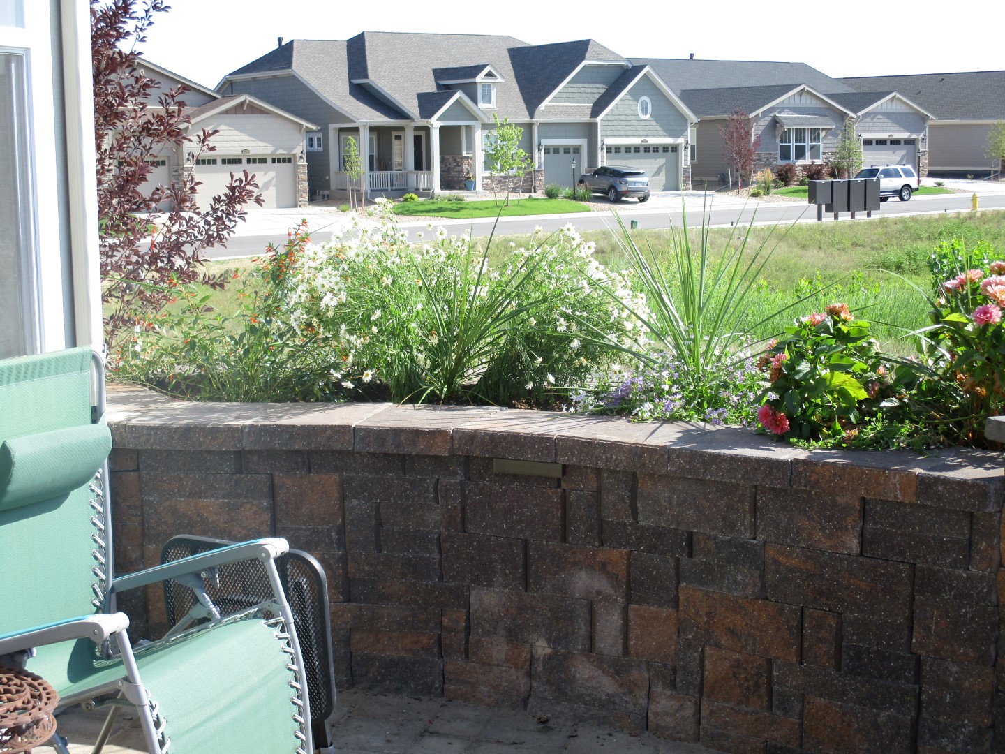 Flagstone steps and retainers | Garden Art Landscaping